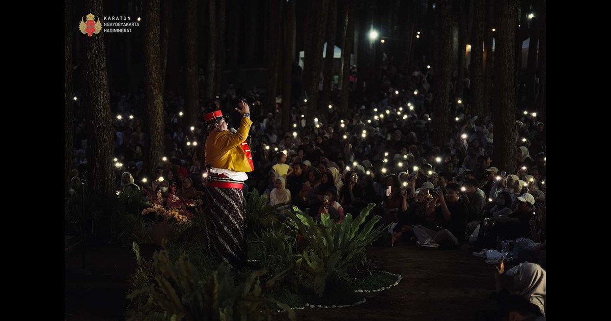 Harmoni Alam dan Musik: Pementasan Kidung Pertiwi di Hutan Pinus Sari ...